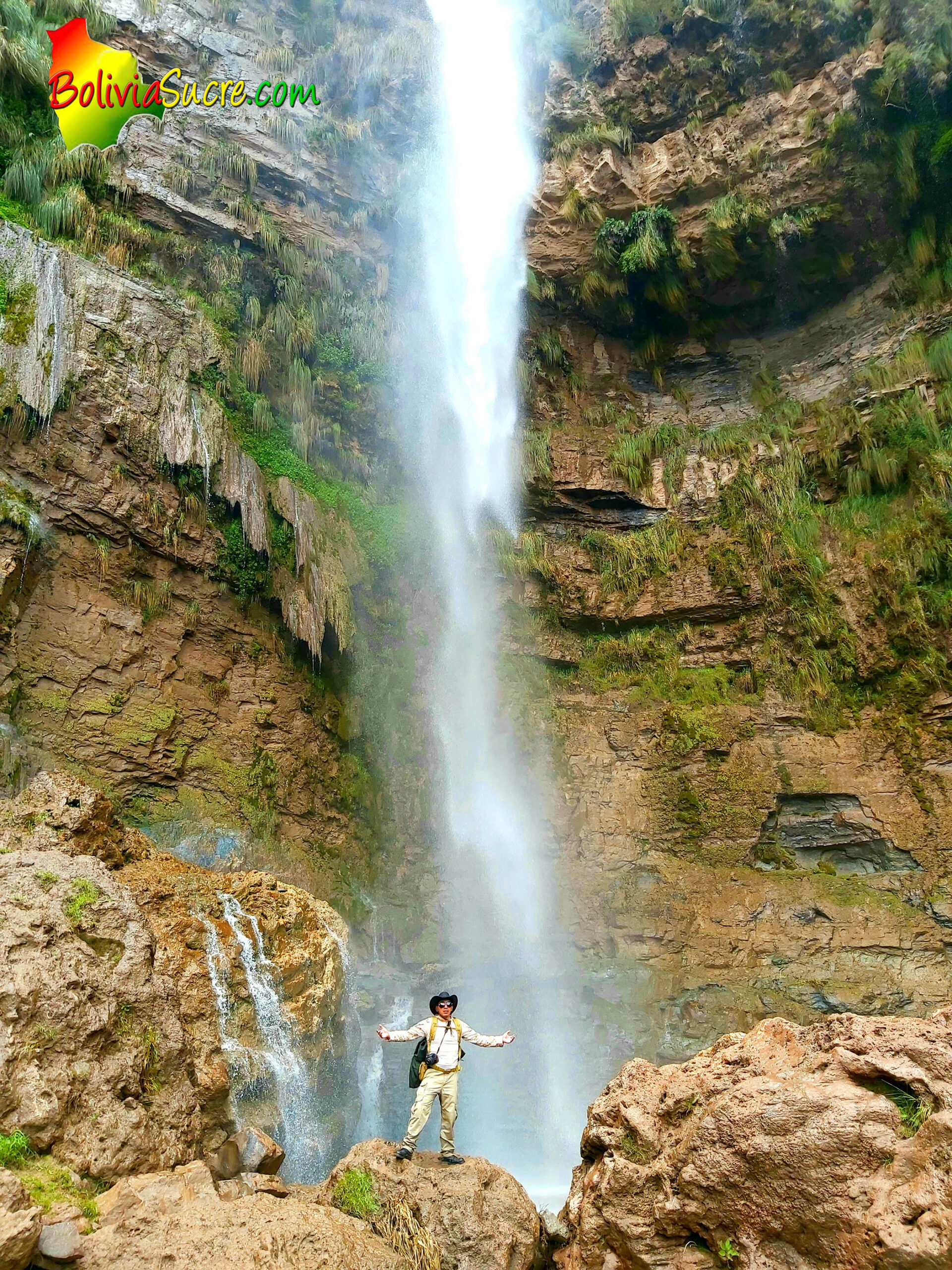 Crater de Maragua con 7 Recorridos - Bolivia Sucre